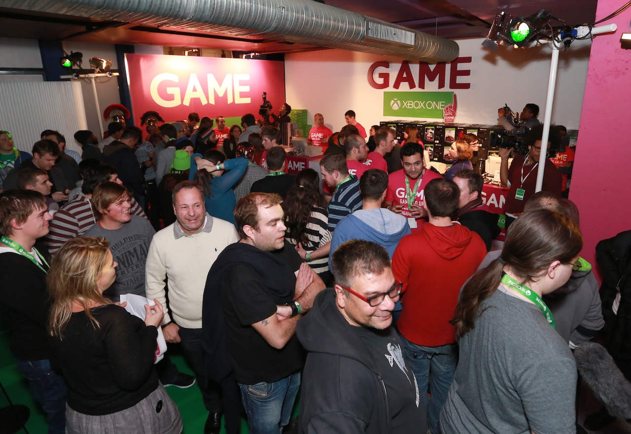Xbox One launch day: all the photos, stats and reports as they come | VG247