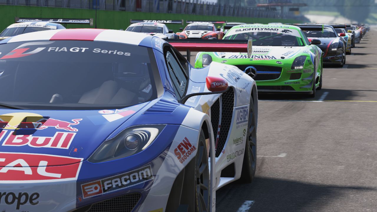 Project Cars runs at 60 fps on both consoles, supports up to 12K on PC ...