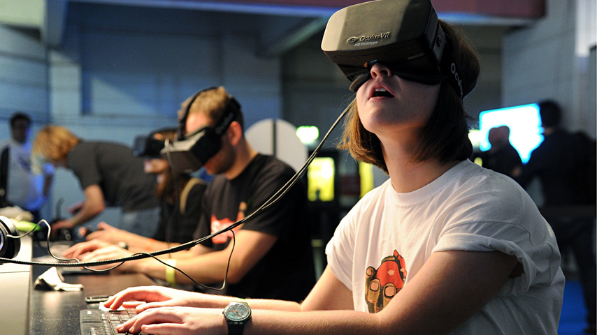 Oculus Rift dev kit backers eligible for free consumer model | VG247