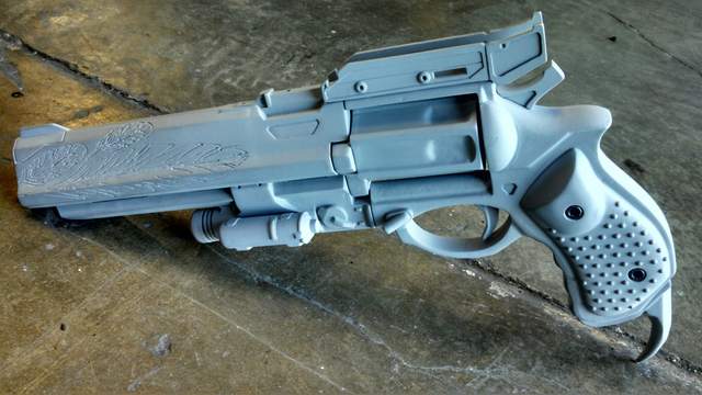 One talented prop maker is making Destiny hand cannons | VG247