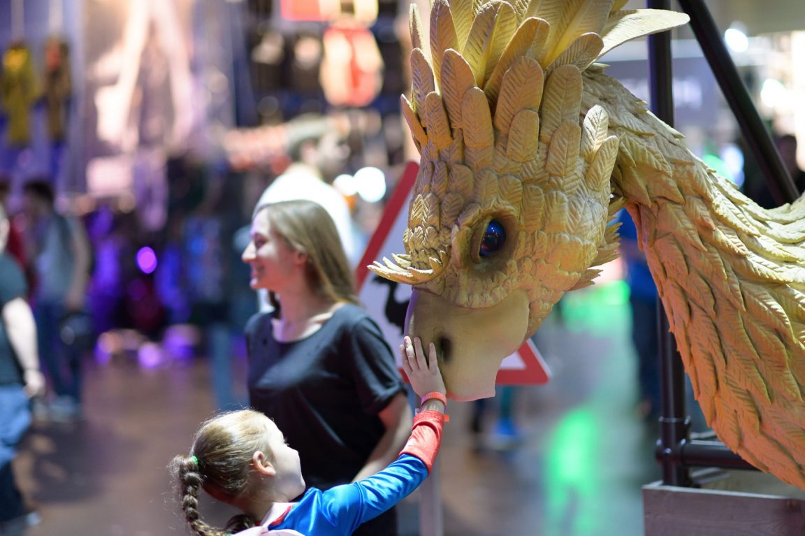 EGX 2016 smashes records, sets dates for 10th anniversary show | VG247